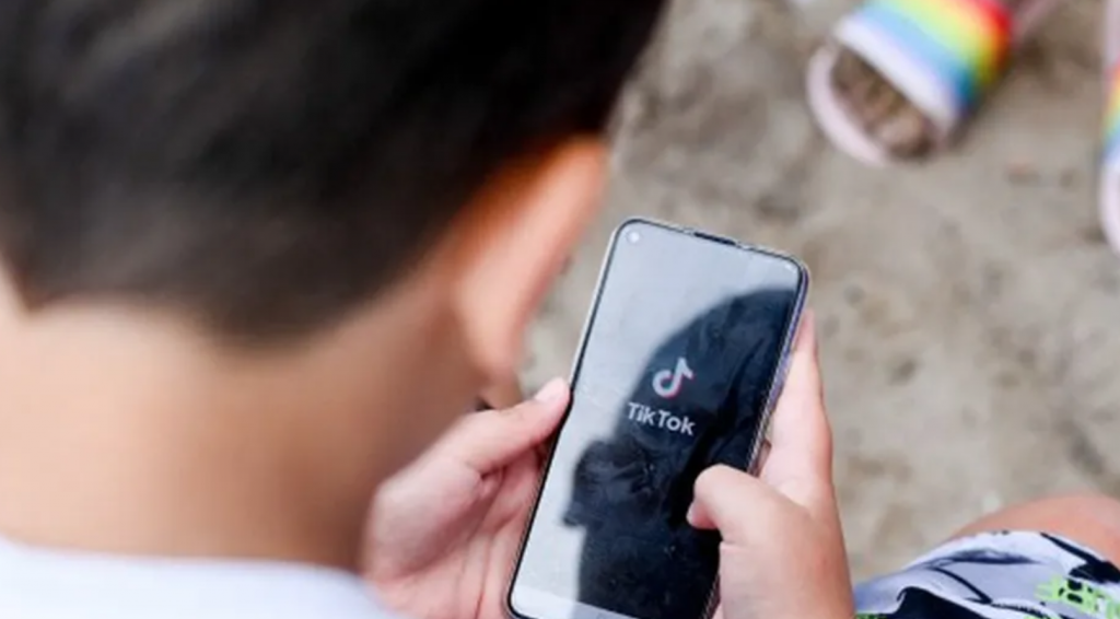 Addiction aux écrans TikTok